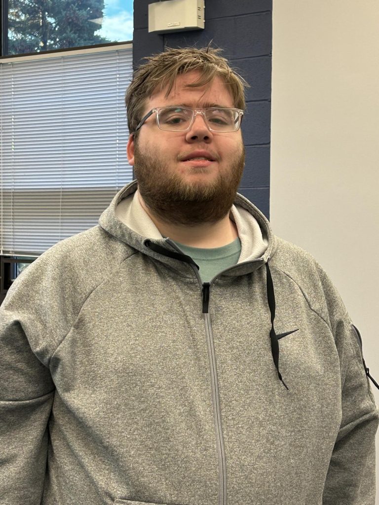 Senior Andrew Cox discusses passion for presidents and politics – Stargazer